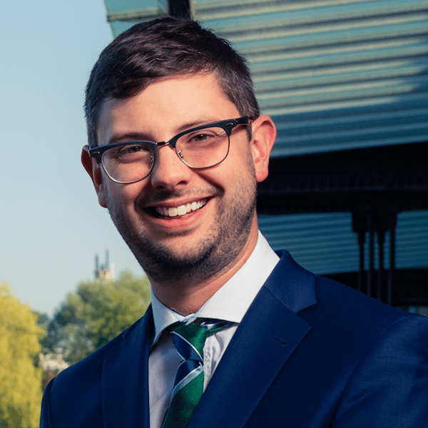 Introducing the 2022 JoVE Educator Innovation Award Judges